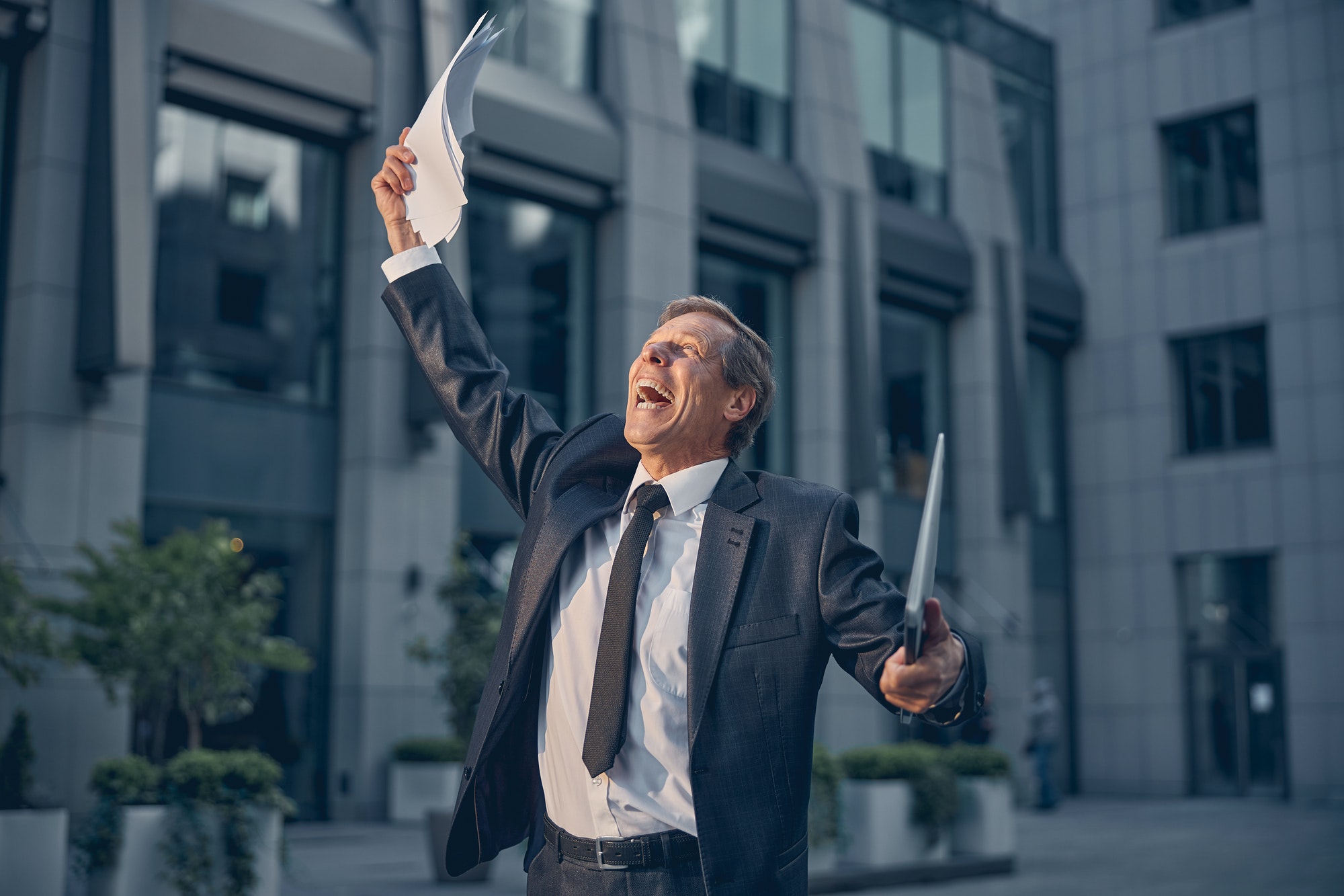 How to Win Your First Government Contract! - Focused Image